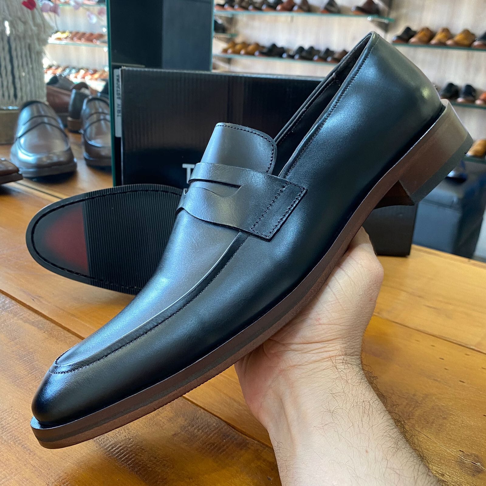 Loafer Benetto Preto – TARRAGONA